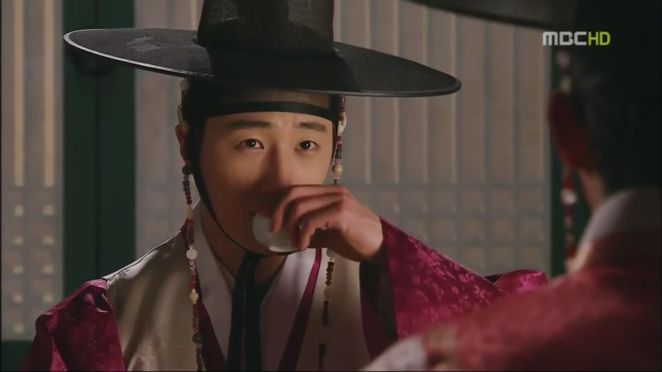 2012 Jung II-woo in The Moon Embracing the Sun Episode 700021