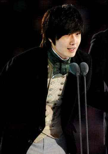 Jung Il Woo in the Literary Edition. Part 1