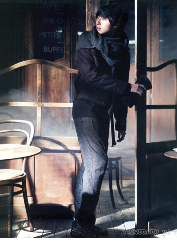 2007 12 Ceci Magazine 1