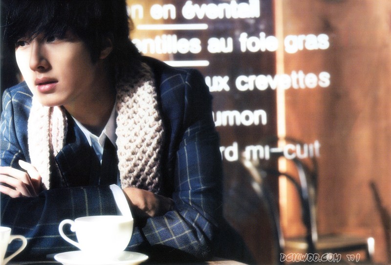 2007 12 Ceci Magazine 6